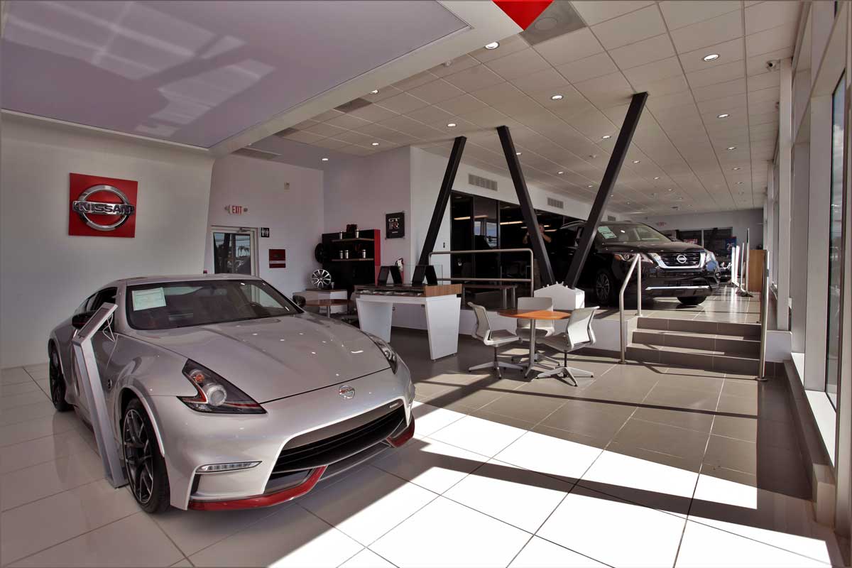El concesionario Triangle estrena la nueva imagen de Nissan Retail ...